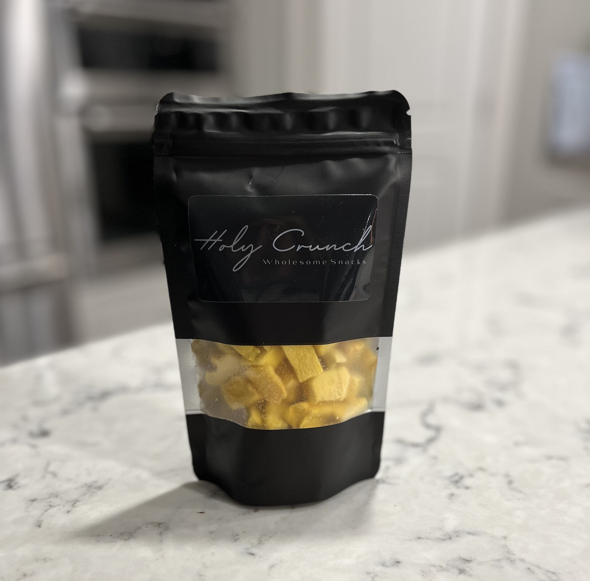 Freeze Dried Organic Mangoes – Holy Crunch